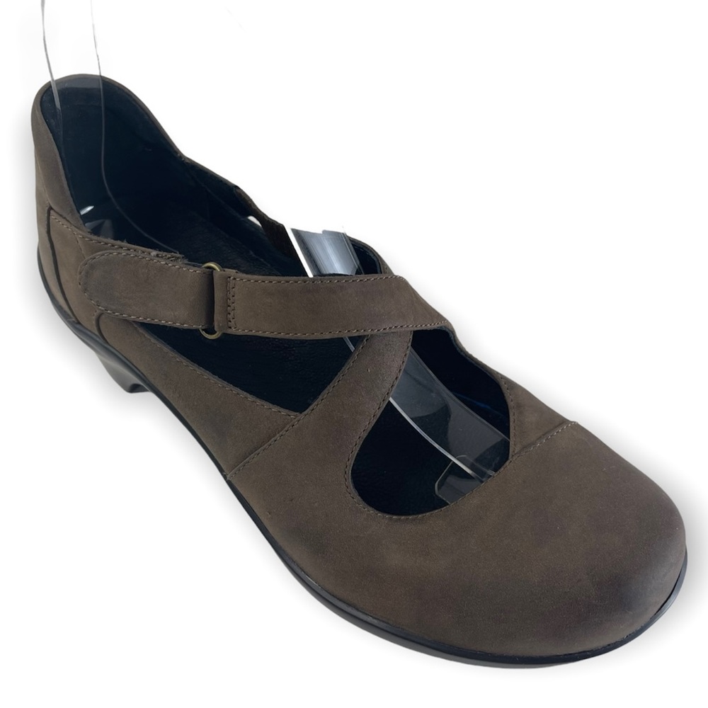 Aravon Brown Leather Mary Jane Heels Shoes 7.5b - Gem